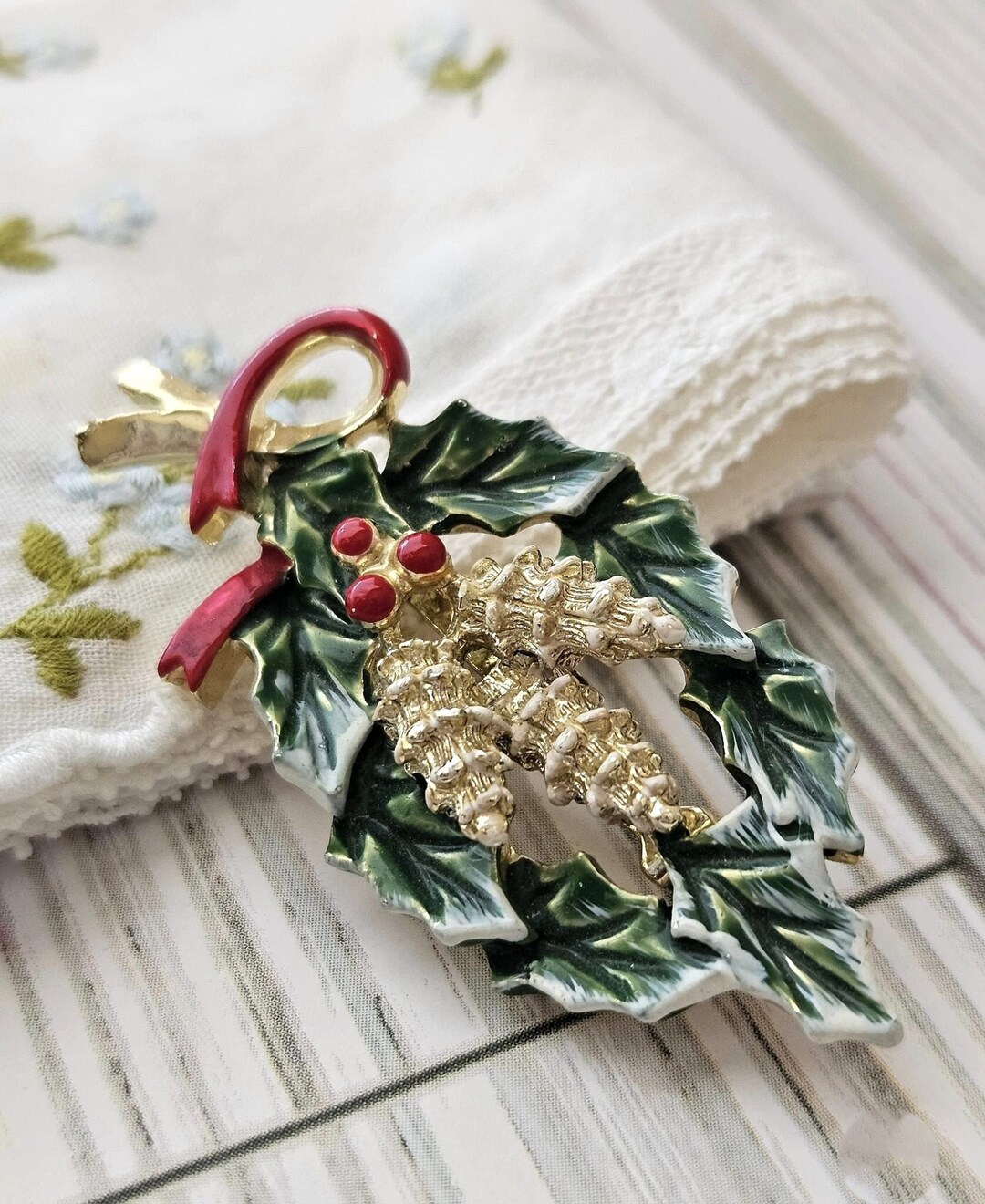 Pinecone Ribbon Holly Berry Brooch, Goldtone Green Red Enamel, Lapel ...