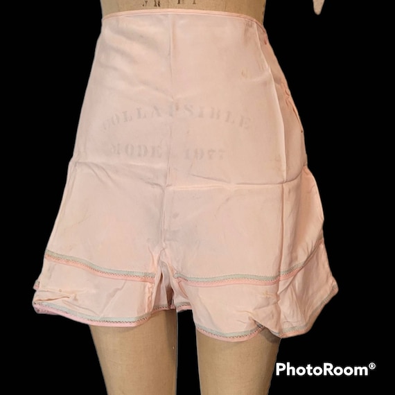 Vintage 1930s 20s to 30s Silk Tap Pants. Old Stock. A… - Gem