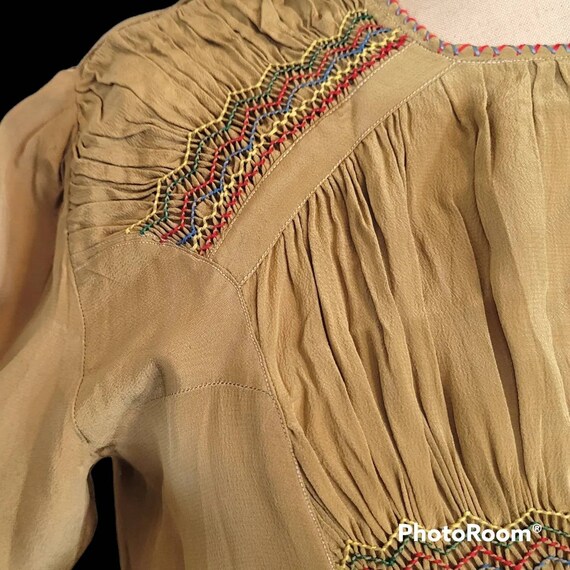 1920s Pongee Silk Bohemian Tunic. Hand Smocked. Bohem… - Gem