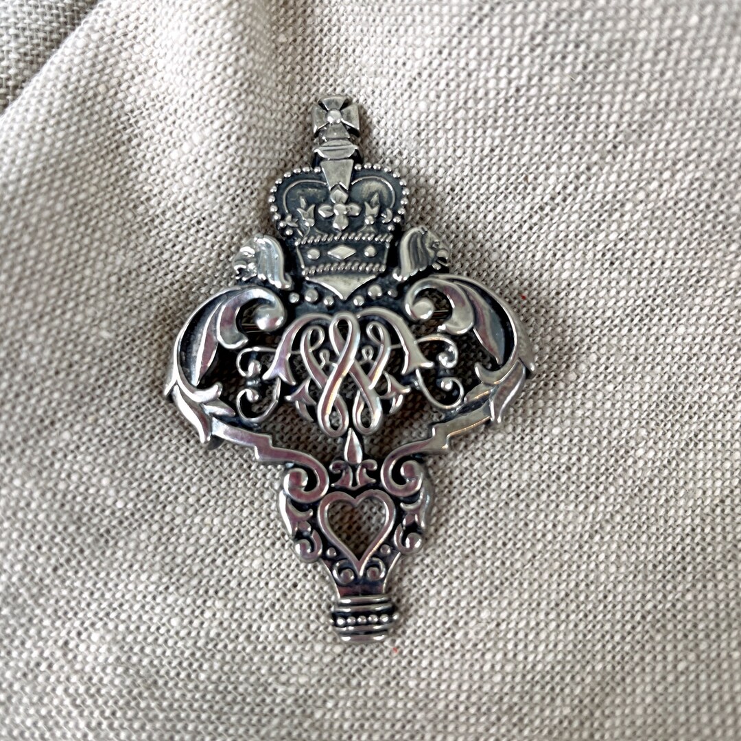 Royal Empire Sterling Silver Crown Pin 1980s Museum Replica - Etsy