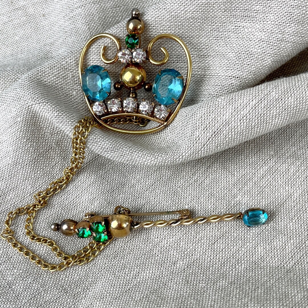 Jeweled Crown and Scepter Chatelaine Prooches - 1950s Vintage - Etsy