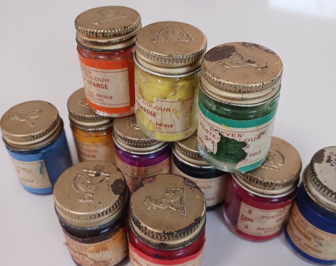 Vintage Set of English Reeves Poster Paints 12 Little Glass Jars - Etsy