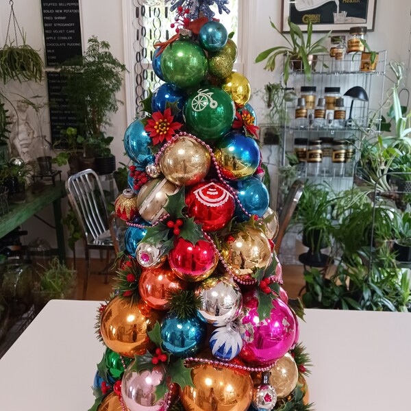 Christmas Tree Ornament Display - Etsy