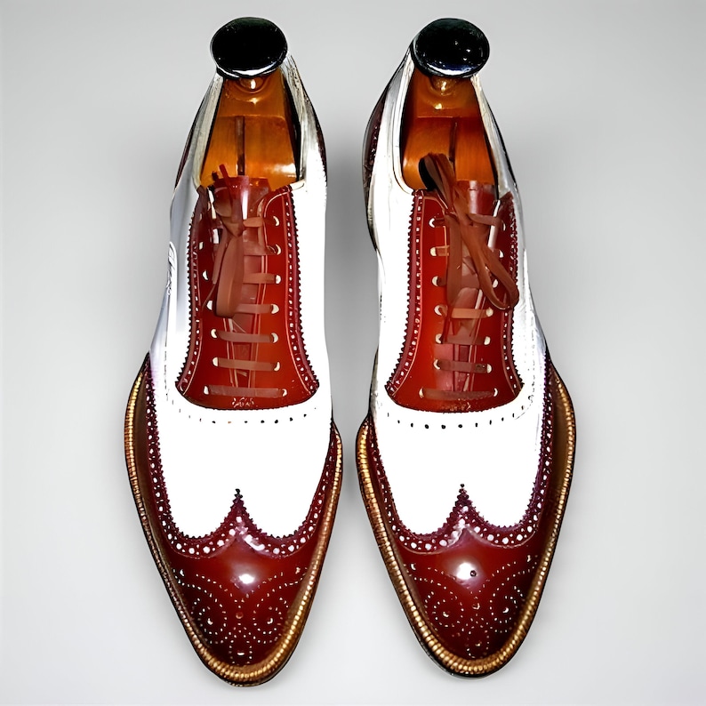 Goodyear Welted Handmade Two Toned Leather Wingtip Brogue Oxford Lace ...