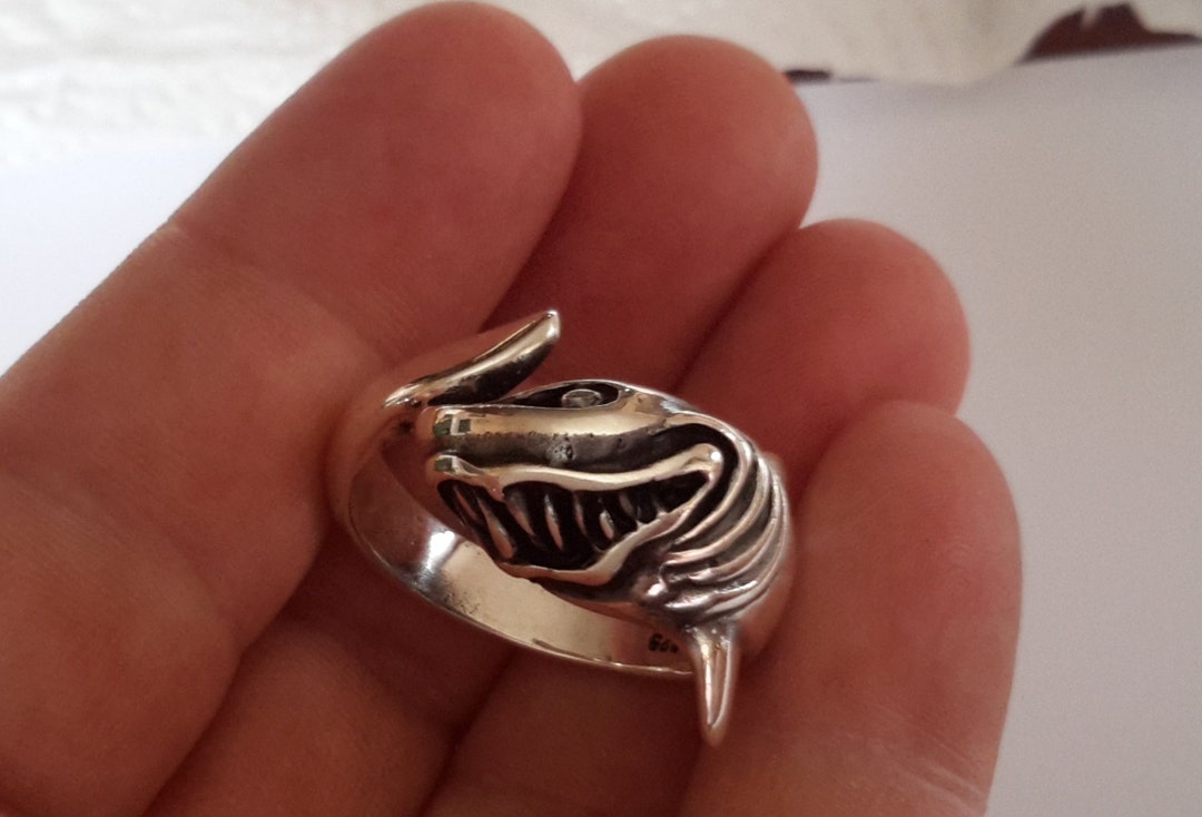 925 Sterling Silver Gothic Shark Jaws Monster Mens Adjustable Biker ...