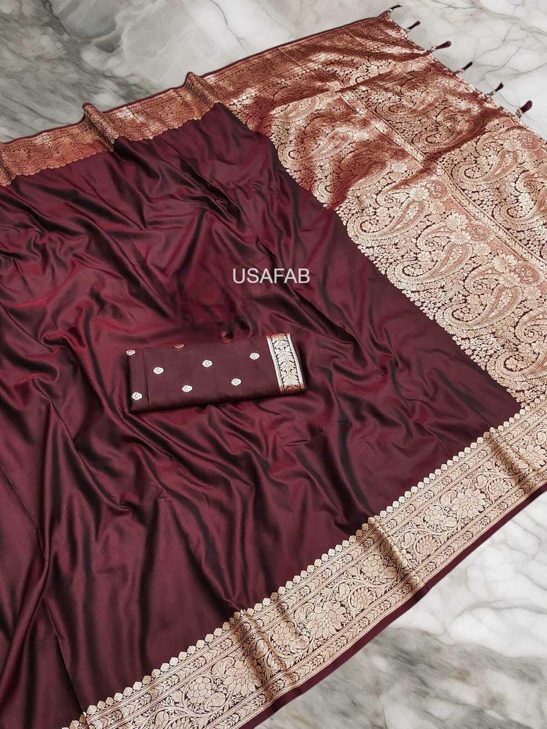 And Pure Banarasi Silk Saree ,self Weaving Design All Over the Saree ...