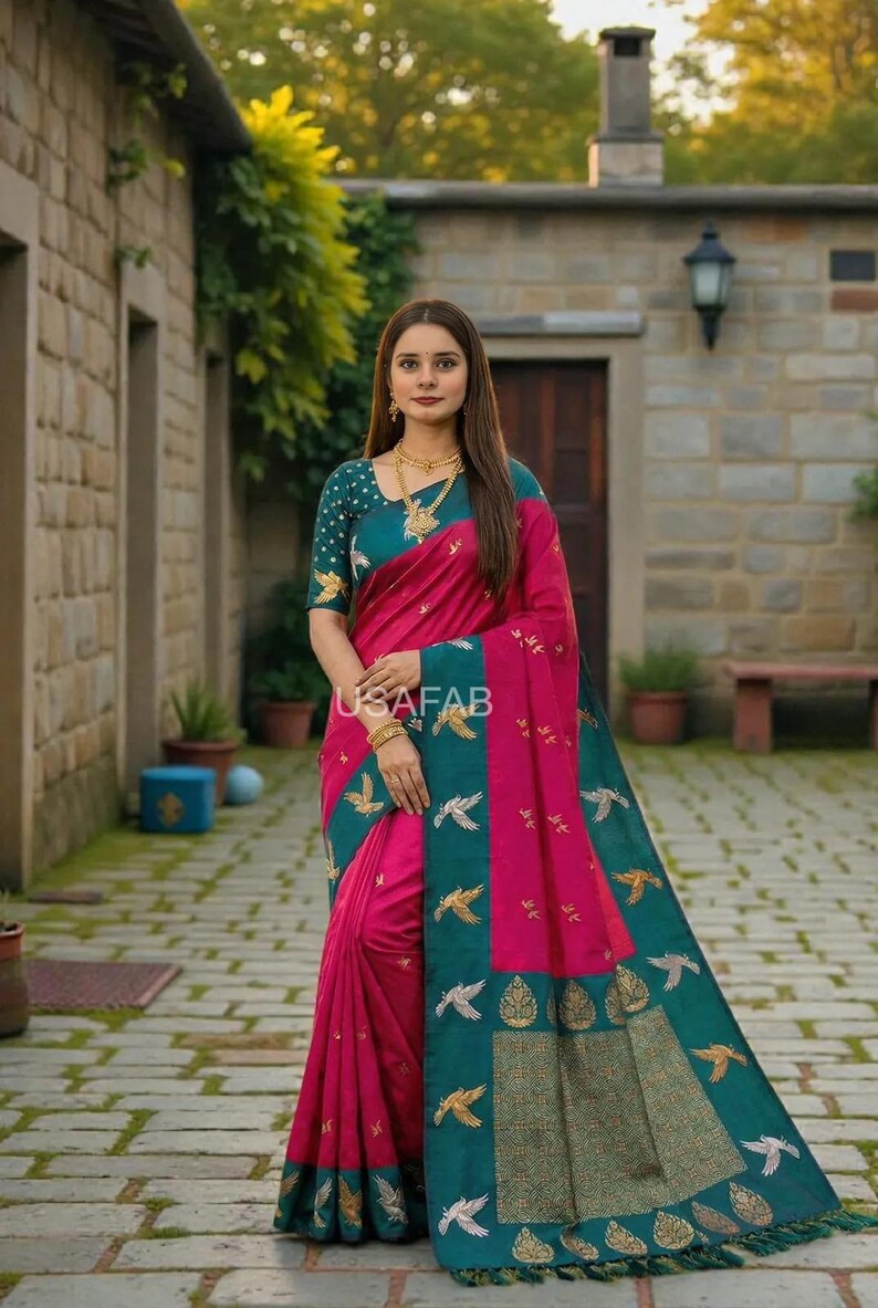 Classic Silk Saree With All-over Zari Weaving Small Motifs, Rich Woven ...