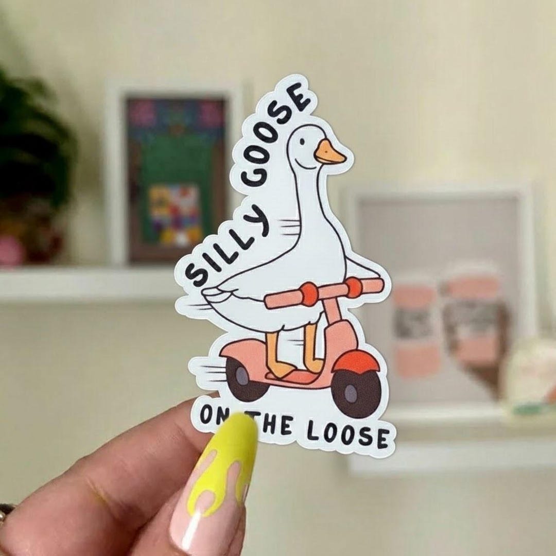 Chonky Duck Sticker, Funny Chubby Goose Vinyl Decal, Cute Round Bird ...