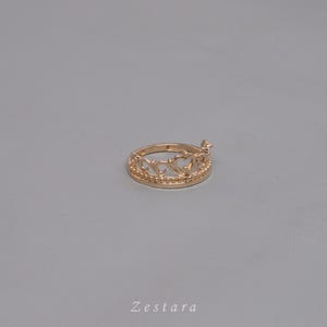 Royal Crown Ring in Gold – Queen Tiara Jewelry, Elegant Statement Ring ...