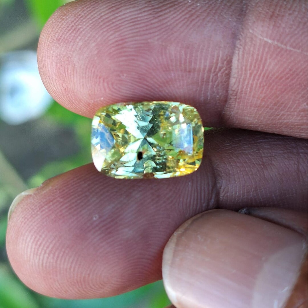 Chrysoberyl 9.48 Ct | Yellowish Green Unique Color | Ethically Sourced ...