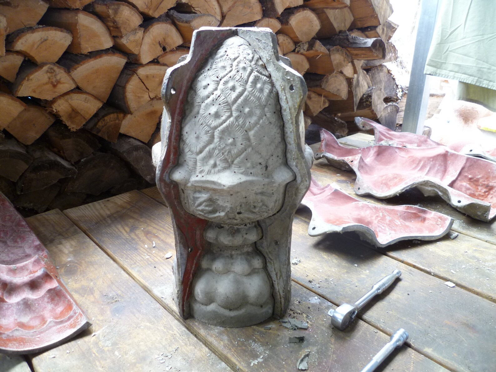 Concrete Pineapple ..beautiful Detail..means WELCOME - Etsy