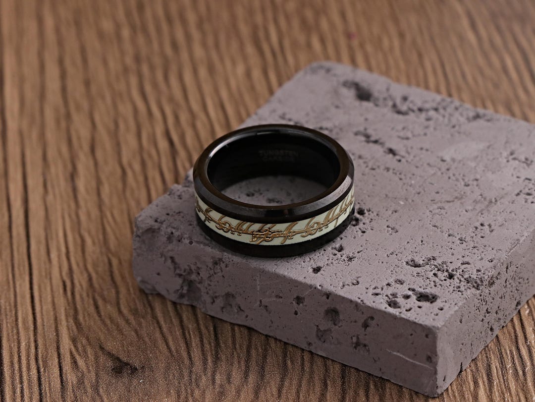 Lionheart Tungsten Ring With Gold Inlay - Etsy