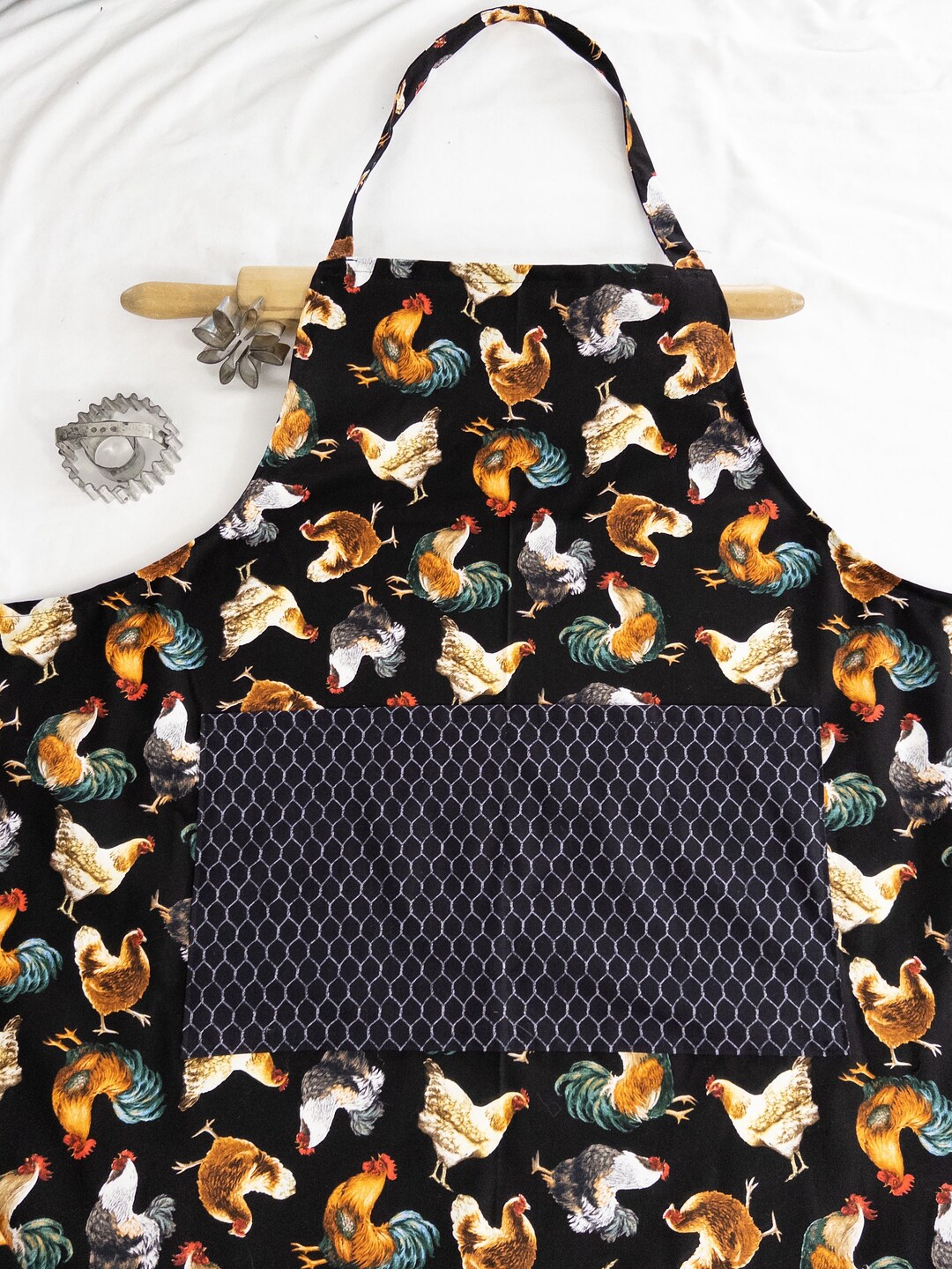 Plus Size Chickens on Black Apron With Black Chicken Wire Pocket ...
