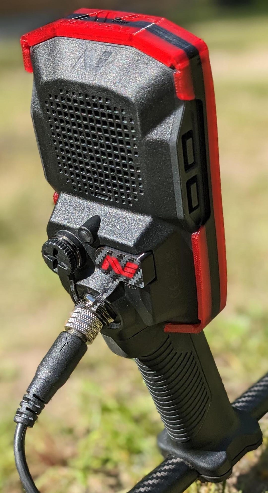 Minelab Magnetic Charging Port Cover | TPU Carbon Fiber Detector ...