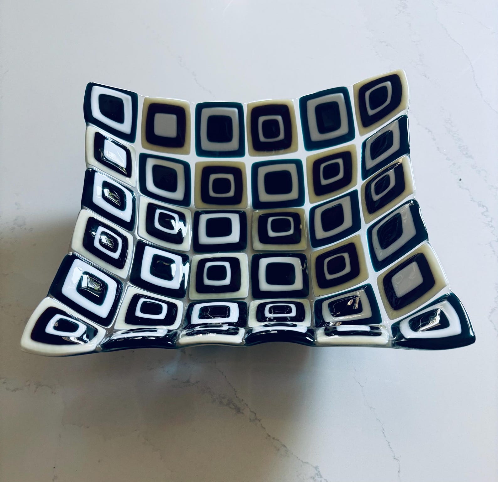 Decorative Centerpiece Square Glass Bowl: 12 Inch Unique Art ...