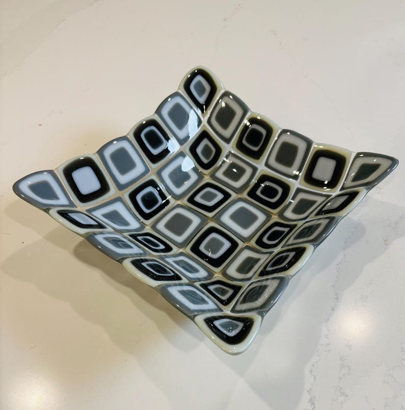 Decorative Centerpiece Square Glass Bowl: 12 Inch Unique Art ...