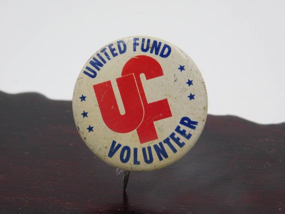 Red Volunteer Button