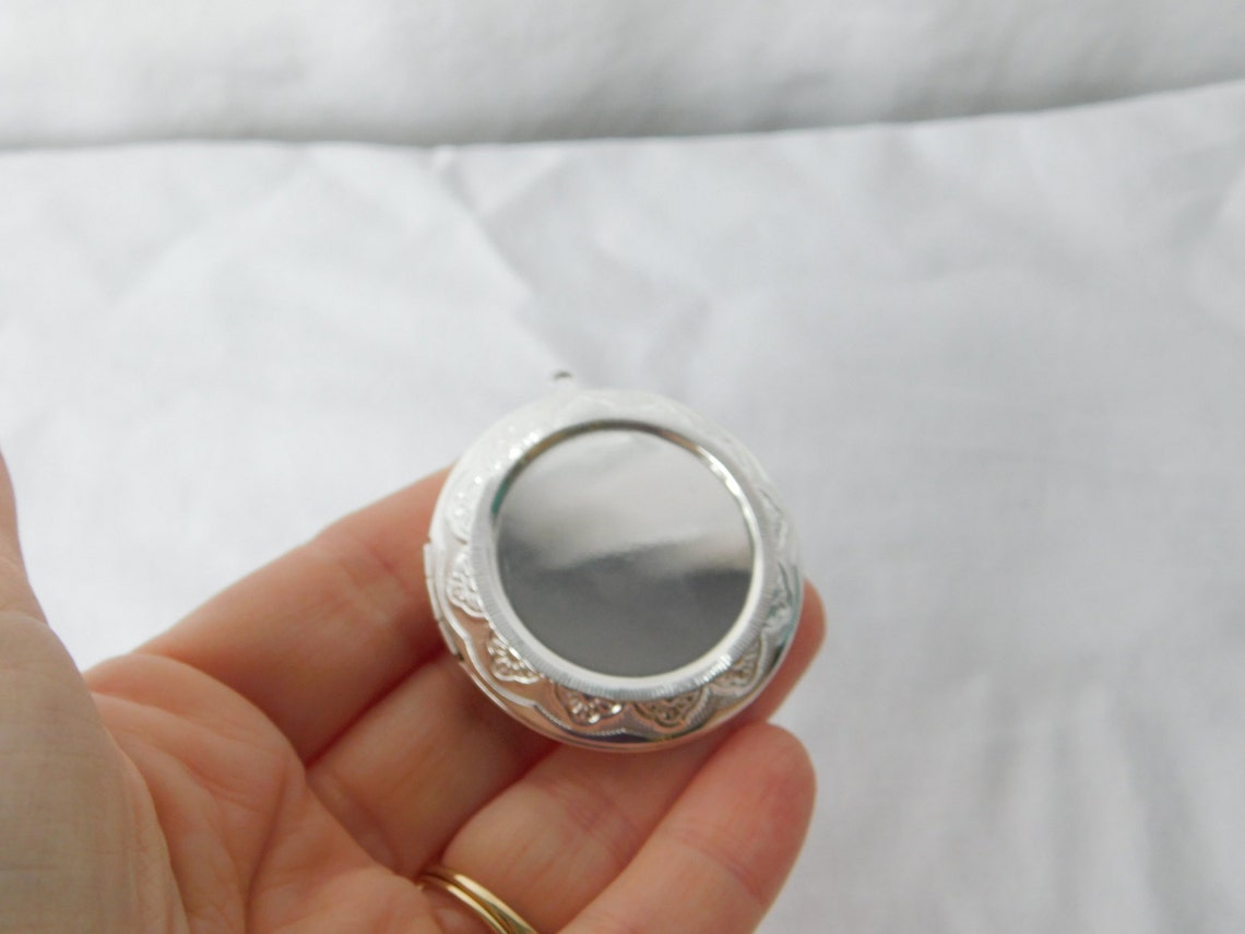 Silver Tone or Plate Large Locket for Supply DIY Craft Locket - Etsy