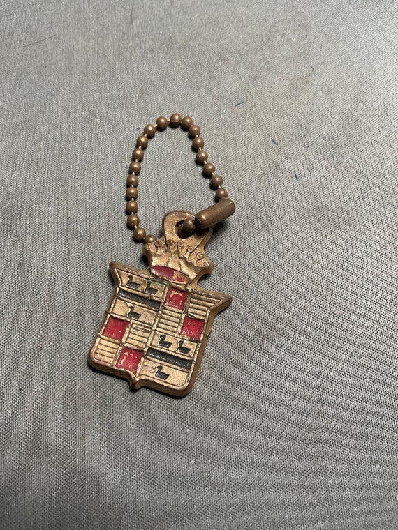 Vintage 1950s cadillac keychain - Gem