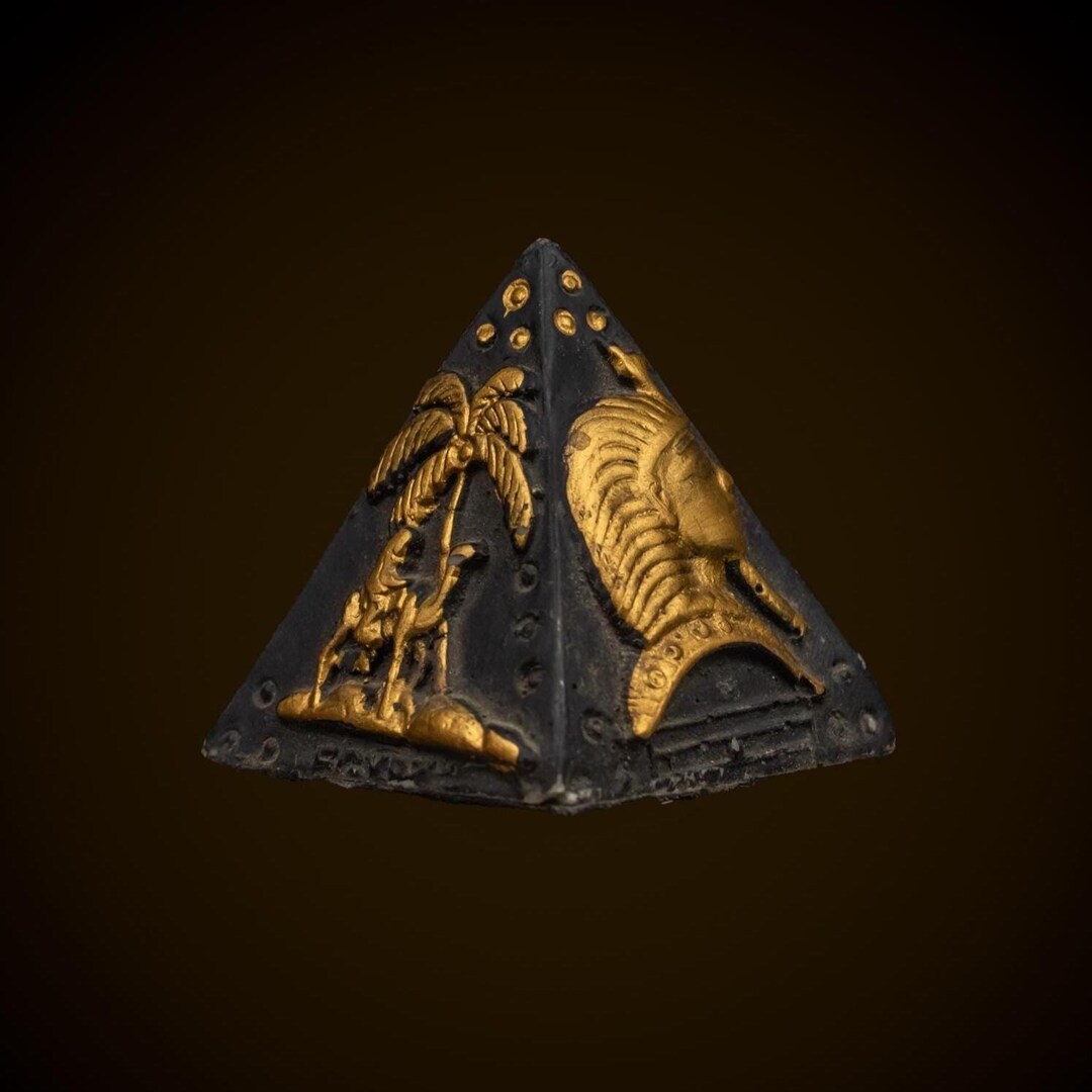 Ancient Egyptian Pyramid With Pharaonic Symbols Statue | Rare Pharaonic ...
