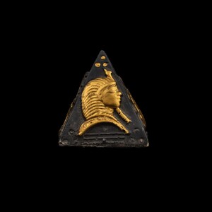 Ancient Egyptian Pyramid With Pharaonic Symbols Statue Rare Pharaonic ...