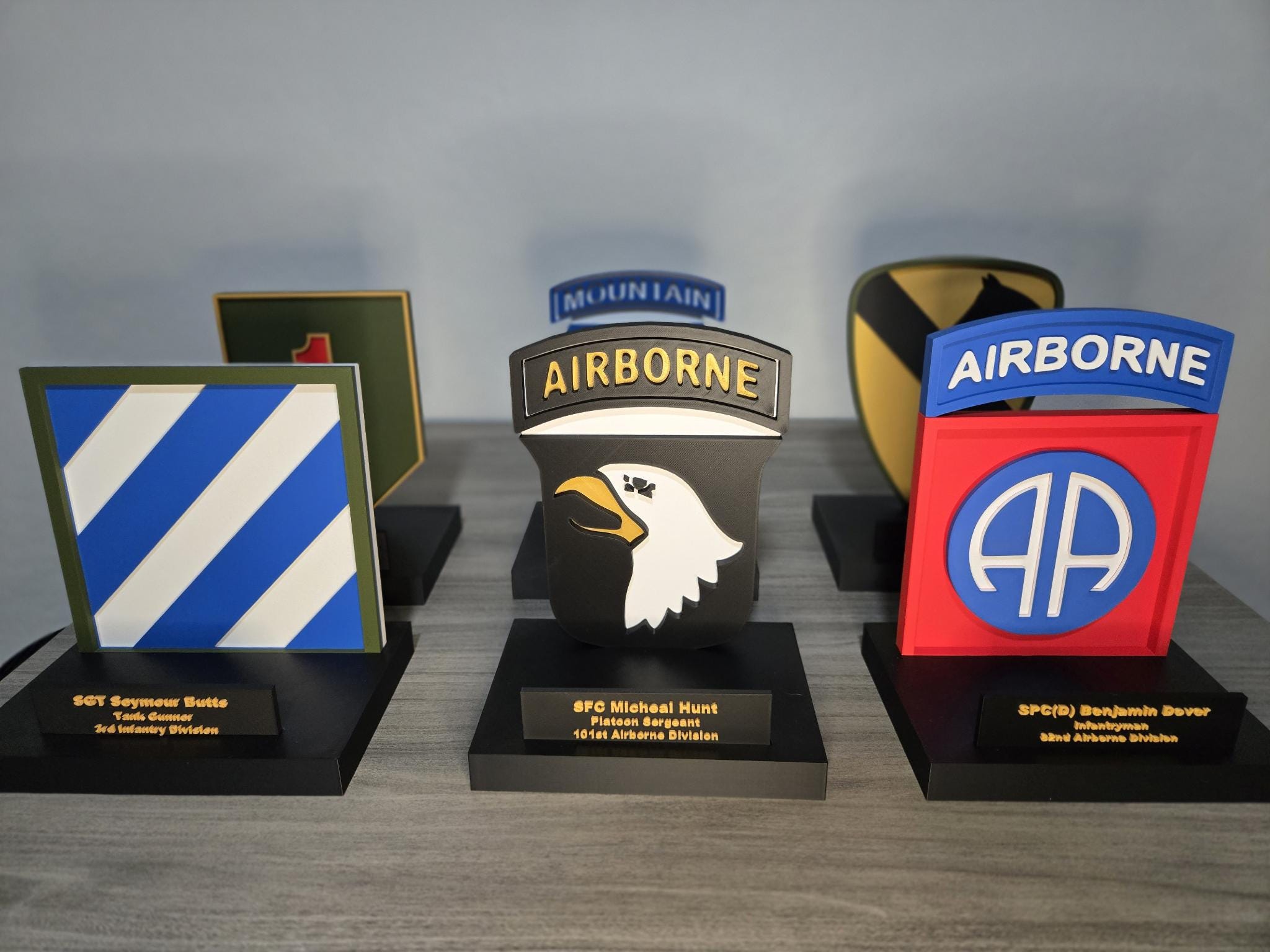 Personalized US ARMY Unit Insignia Plaque | Military Gift | PCS Gift - Etsy