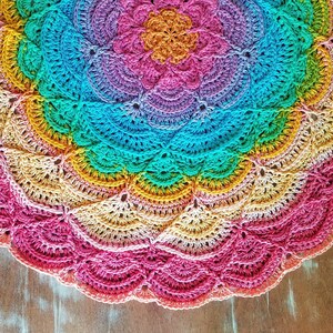 Flower Puddles Mandala Blanket Crochet Pattern - Etsy