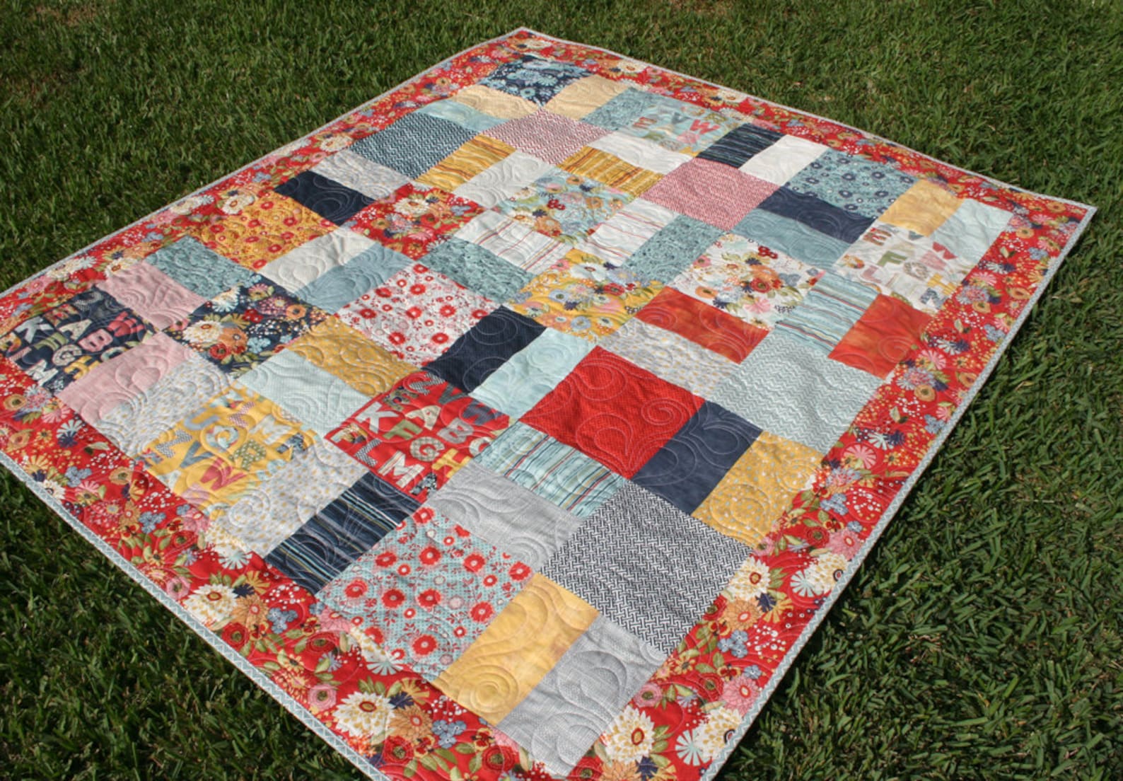 Layer Cake Quilt Pattern Shabby Chic Charm Pack Moda Fabric Baby Throw ...