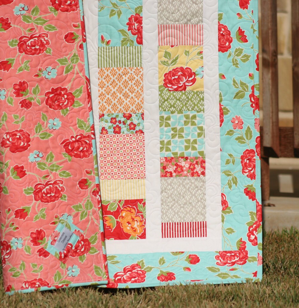 Quilt Pattern, Charmingly Sashed, Moda Charm Pack, Baby and Throw Size ...