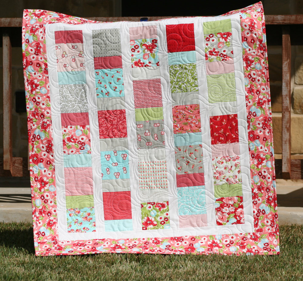 Quilt Pattern, Charmingly Sashed, Moda Charm Pack, Baby and Throw Size ...