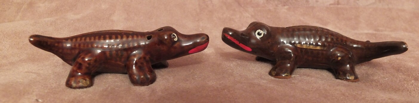 Vintage Redware Pottery Alligator Crocodile Salt and Pepper - Etsy