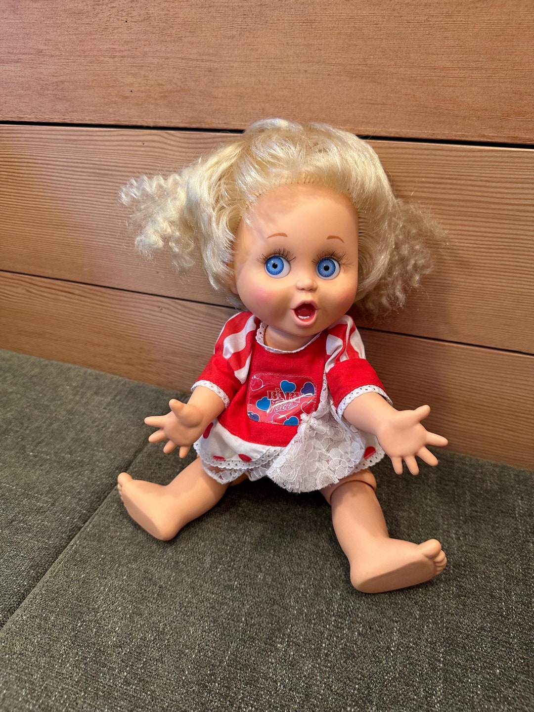 1990 Baby Face Doll so Surprised Suzie Susie Doll Original Top Minor ...