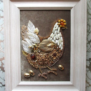 Jeweled Framed Jewelry Art Hen Chicken Taupe Gold Brown Rhinestone ...