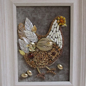 Jeweled Framed Jewelry Art Hen Chicken Taupe Gold Brown Rhinestone ...