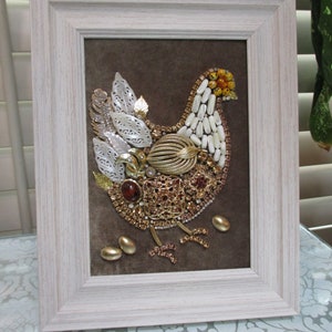 Jeweled Framed Jewelry Art Hen Chicken Taupe Gold Brown Rhinestone ...