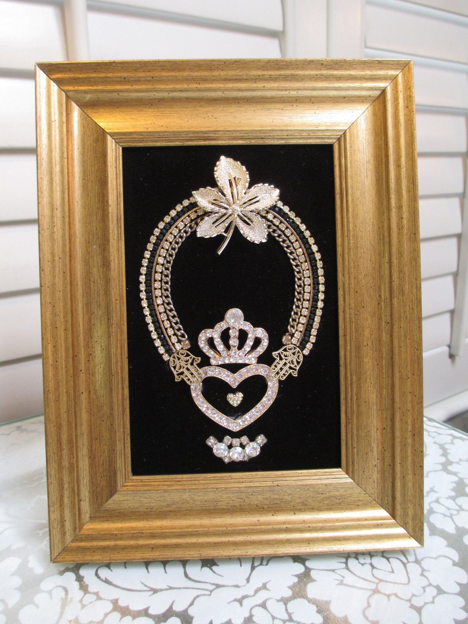 Jeweled Framed Jewelry Art Claddagh Irish Black Gold Vintage Rhinestone ...
