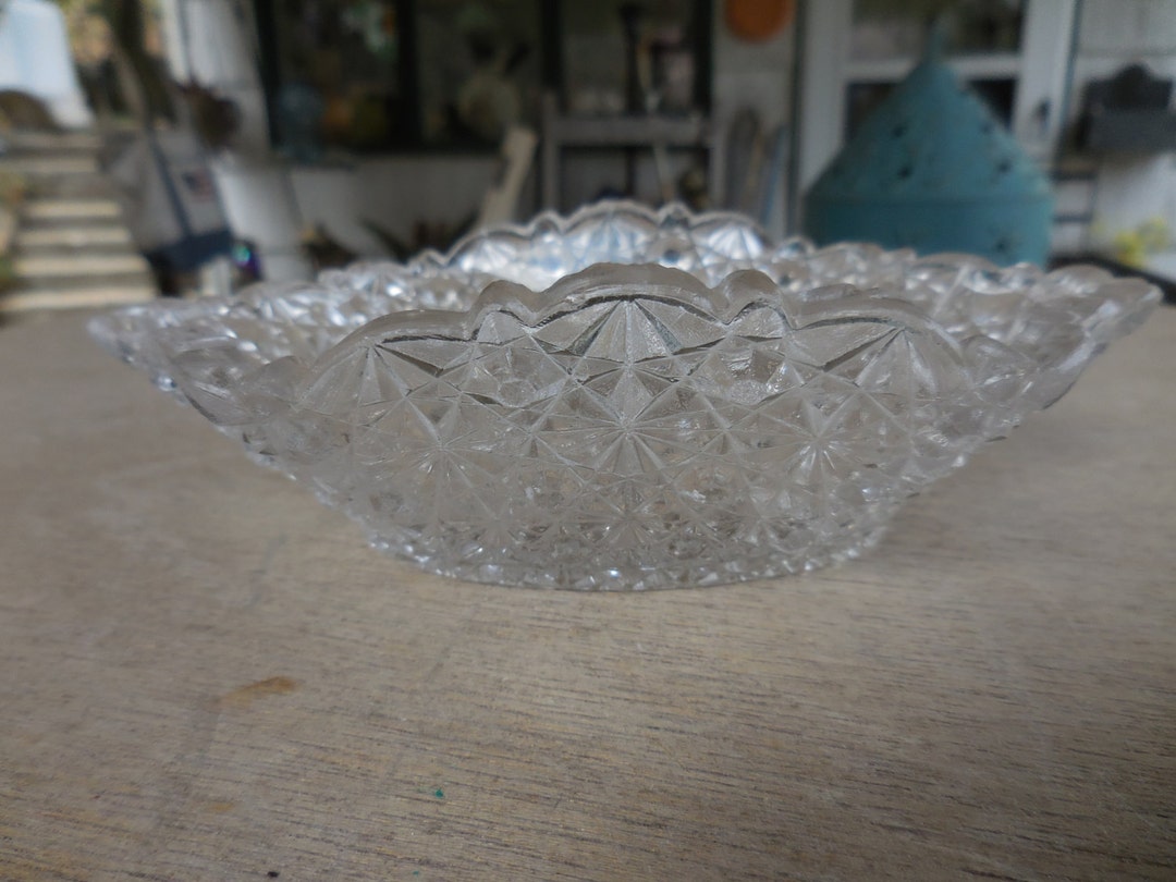 Vintage Clear Glass Small Dish Daisy Button Pattern Dish Nuts Candy ...
