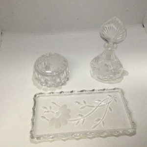 Vintage Princess House Crystal Vanity Set Powder Dish Perfume Bottle ...