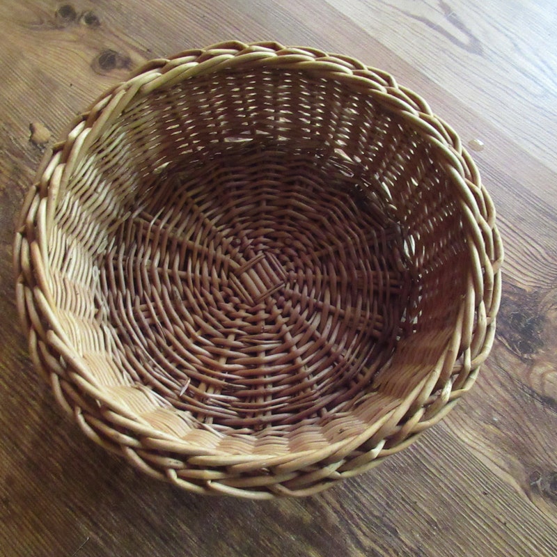 Round Basket - Etsy