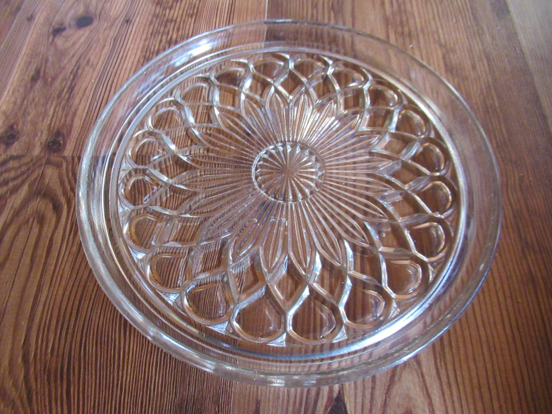 Vintage Clear Glass Round Cake Plate With Lip 1950s 1960s Retro Kitchen ...