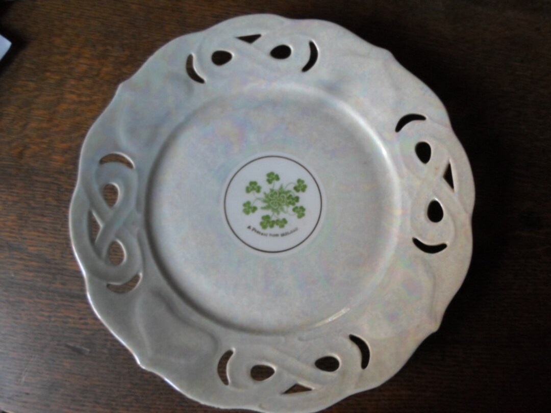 Vintage White Iridescent Plate Shamrock Center Irish Plate Ireland ...