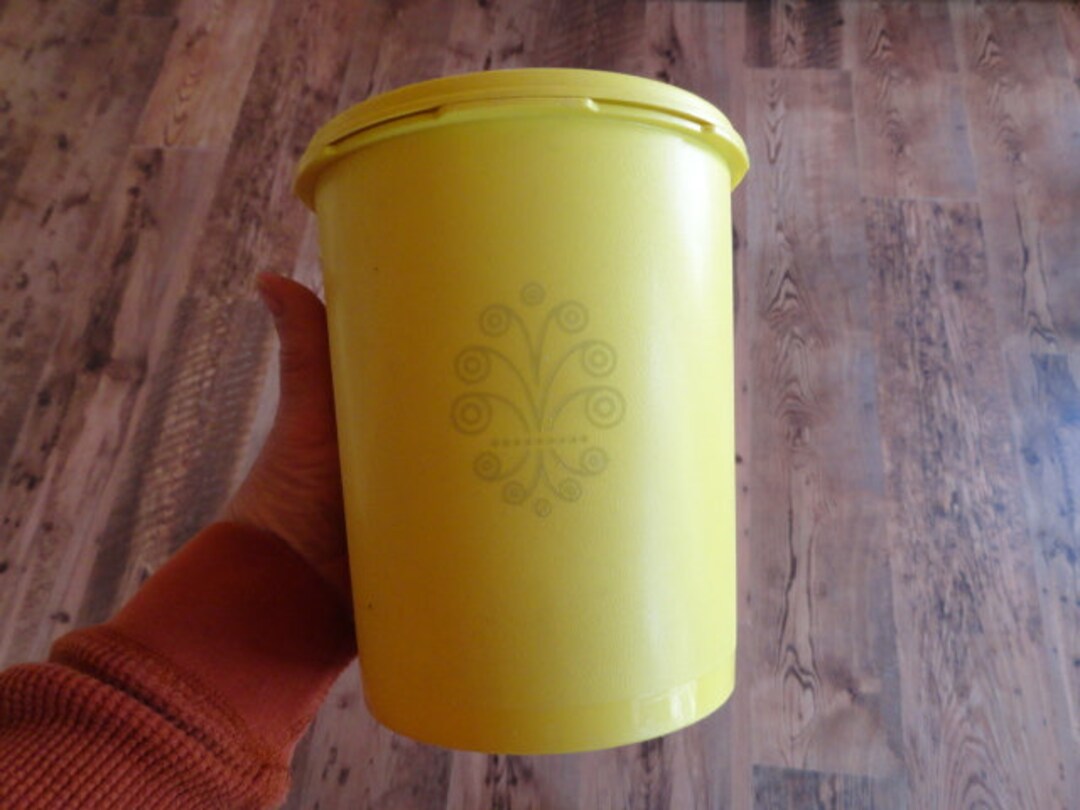 Vintage Tupperware Daffodil Yellow Canister Round Plastic 1970s Choice ...