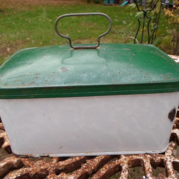 Antique White Box - Etsy