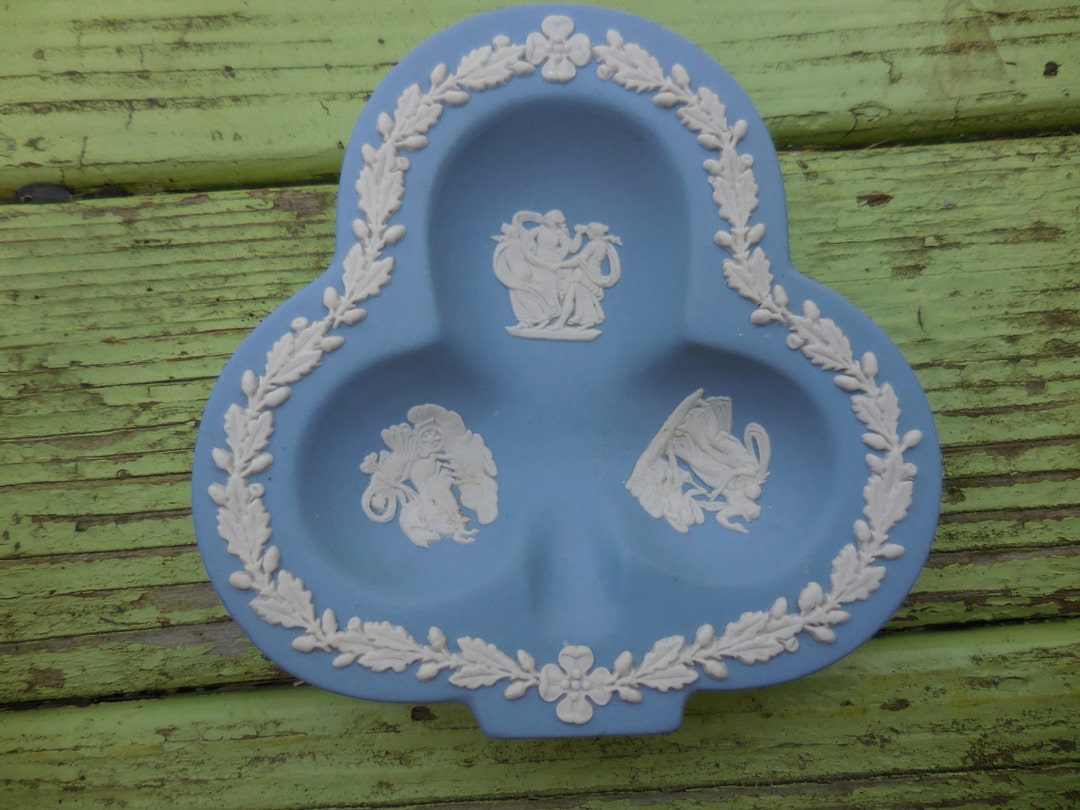 Vintage Wedgwood Blue & White Three Leaf Clover Shaped Dish Made in ...