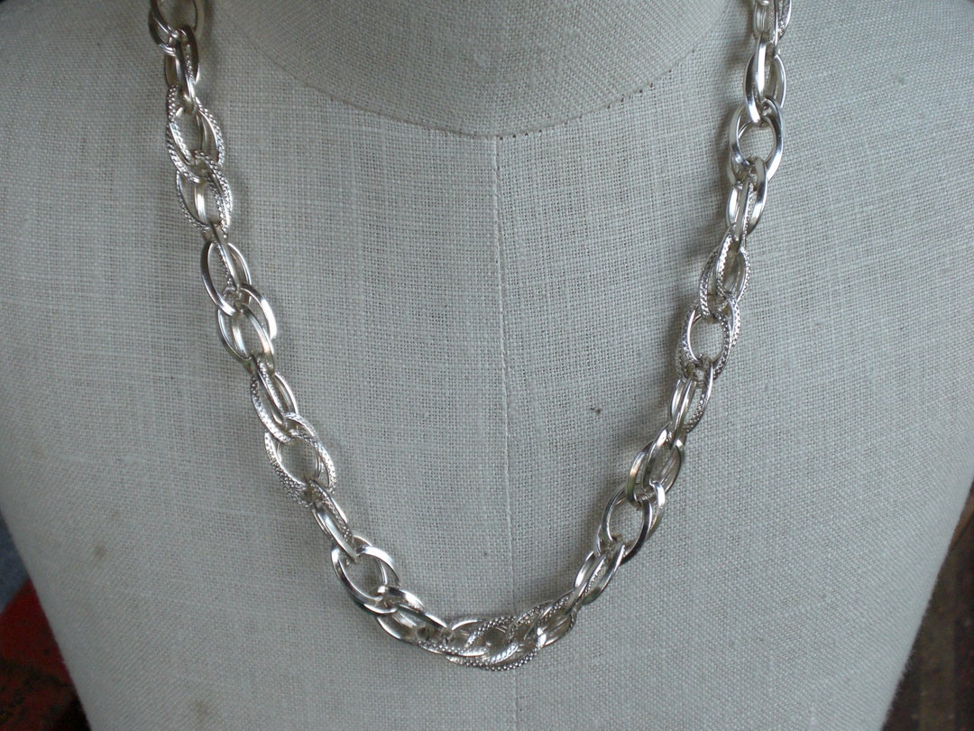 Vintage Women's German Large Link Twisted Chain Necklace Eloxal Made in ...