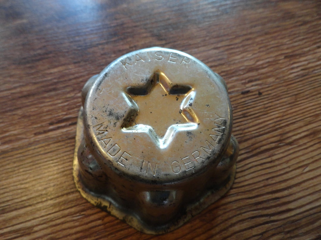 Vintage Kaiser German Food Mold Tin Gelatin Germany Metal Silver Tone ...