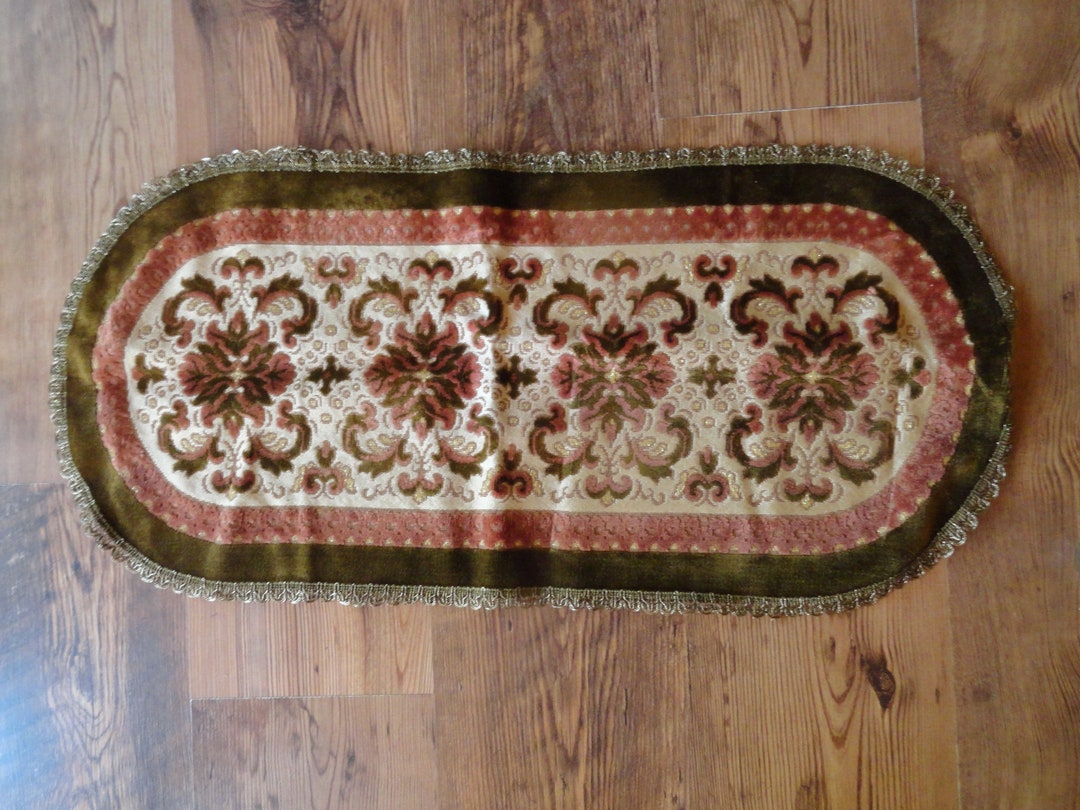 Vintage Olive Green & Pink Velvet Doily Long Fabric Gold Threaded Oval ...