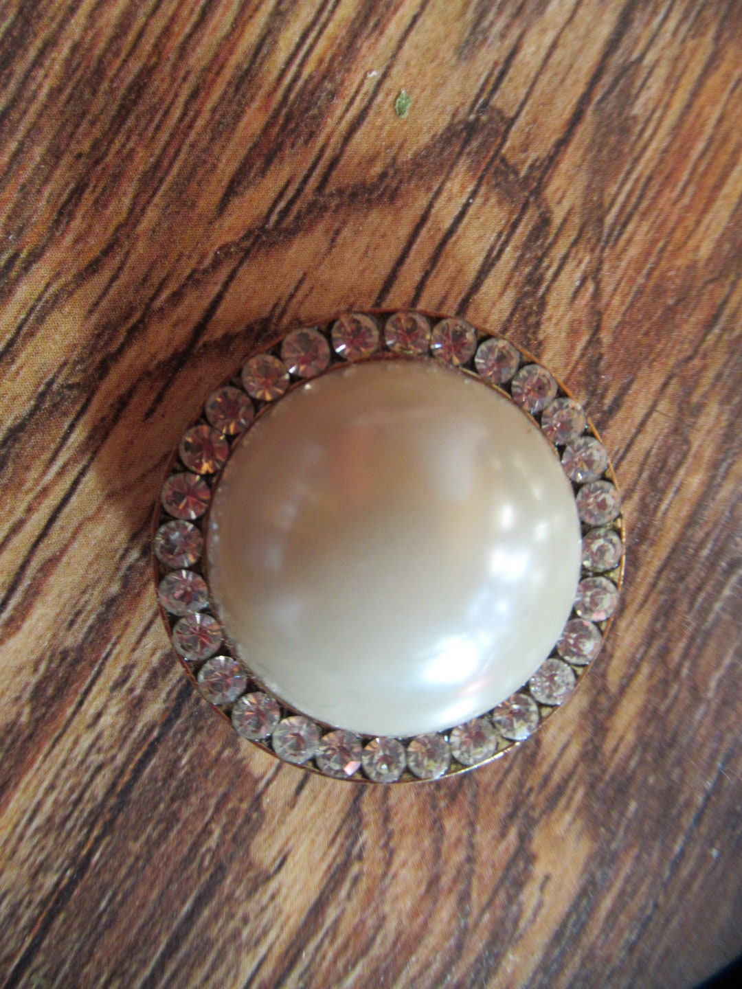 Vintage Women's Large Round Faux Pearl & Rhinestone Pin or Pendant Gold ...