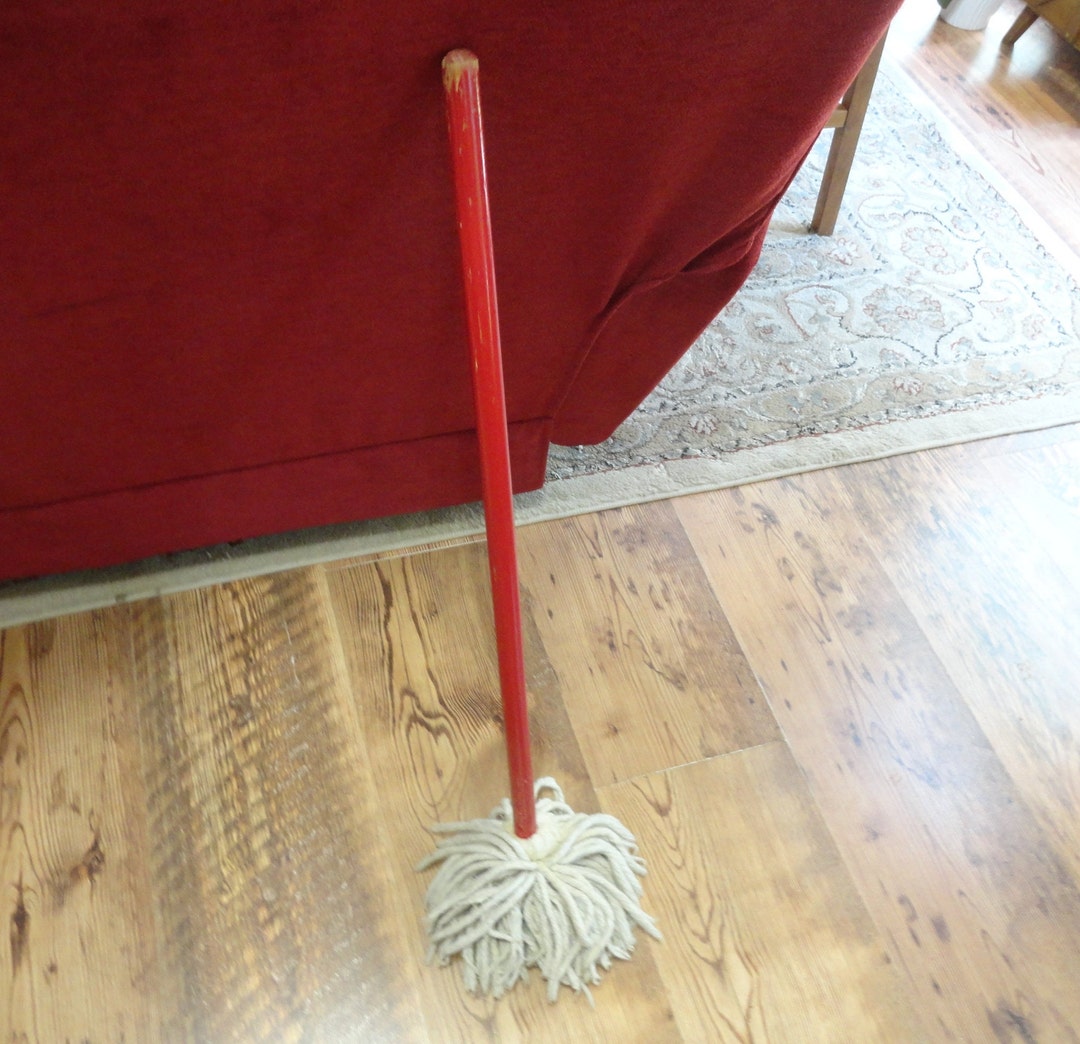 Vintage Child's Toy Floor Mop, Red Wood, White, Retro, Kid's Pretend ...