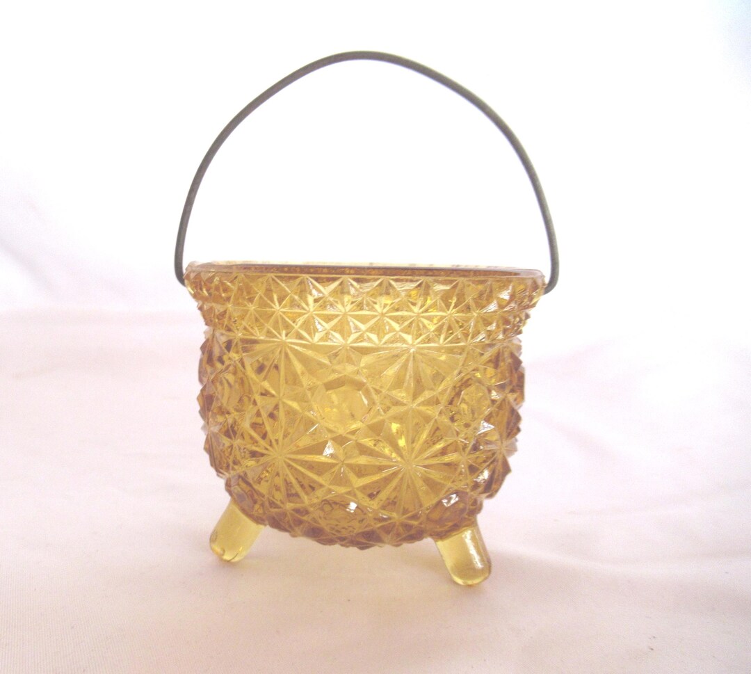 Vintage Yellow Glass Daisy Button Cauldron 3 Legged Dish Witches Pot ...